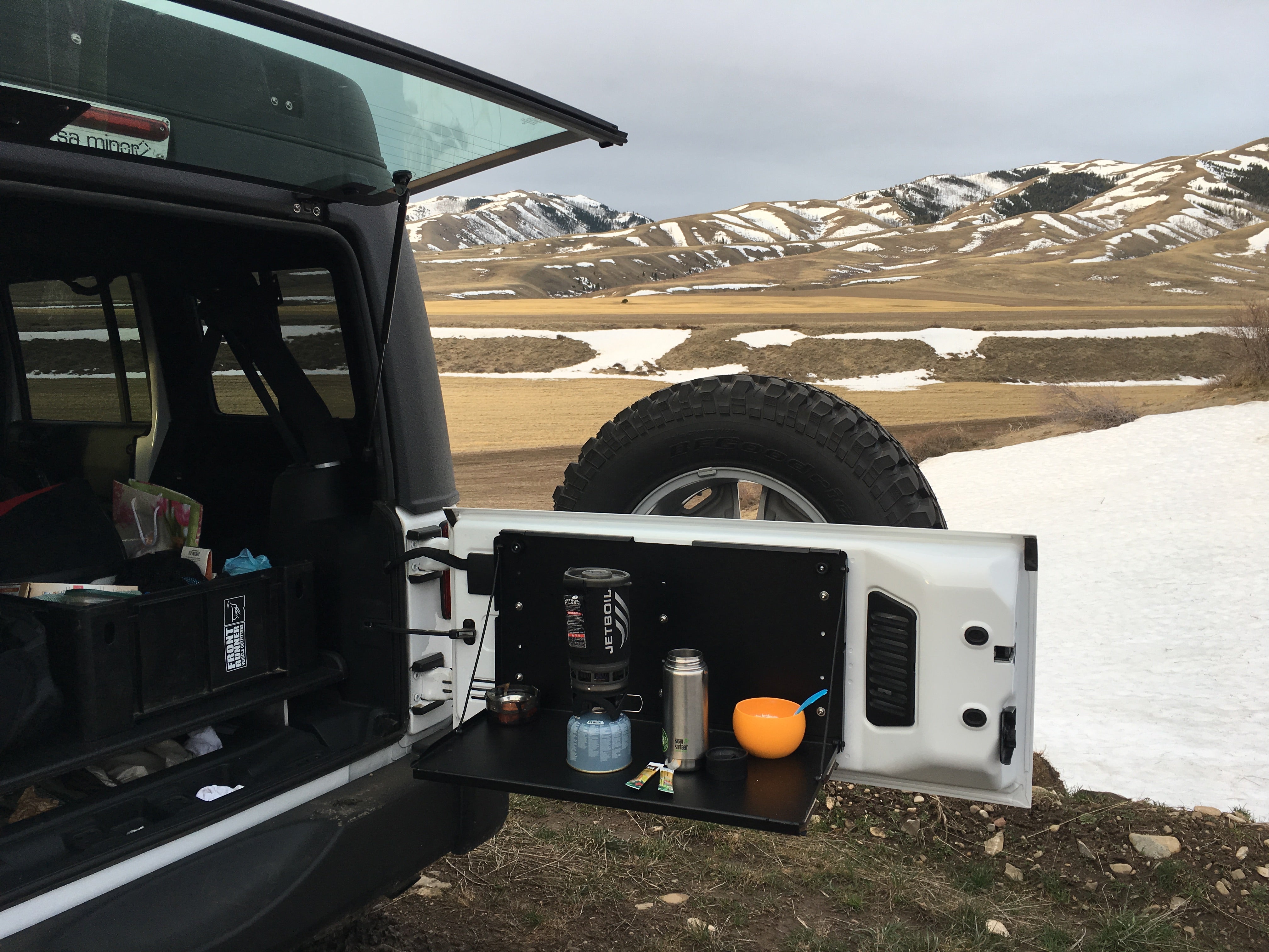 Tailgate Table - Front Runner – Ursa Minor Vehicles